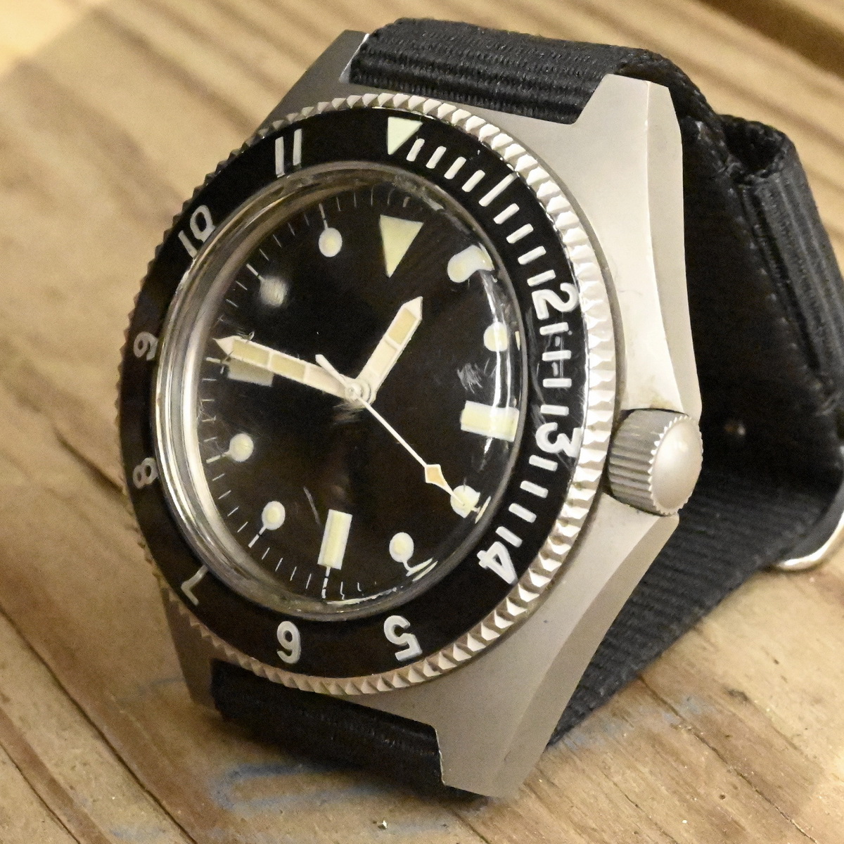 Benrus Type I — Photo Gallery | OnTheDash